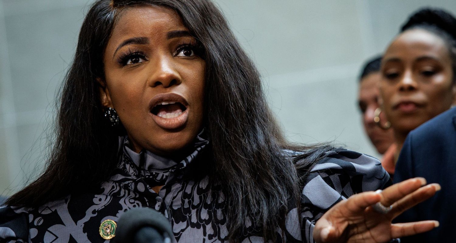 Crockett Condemns Greene as ‘Racist’ After Contentious House Committee ...